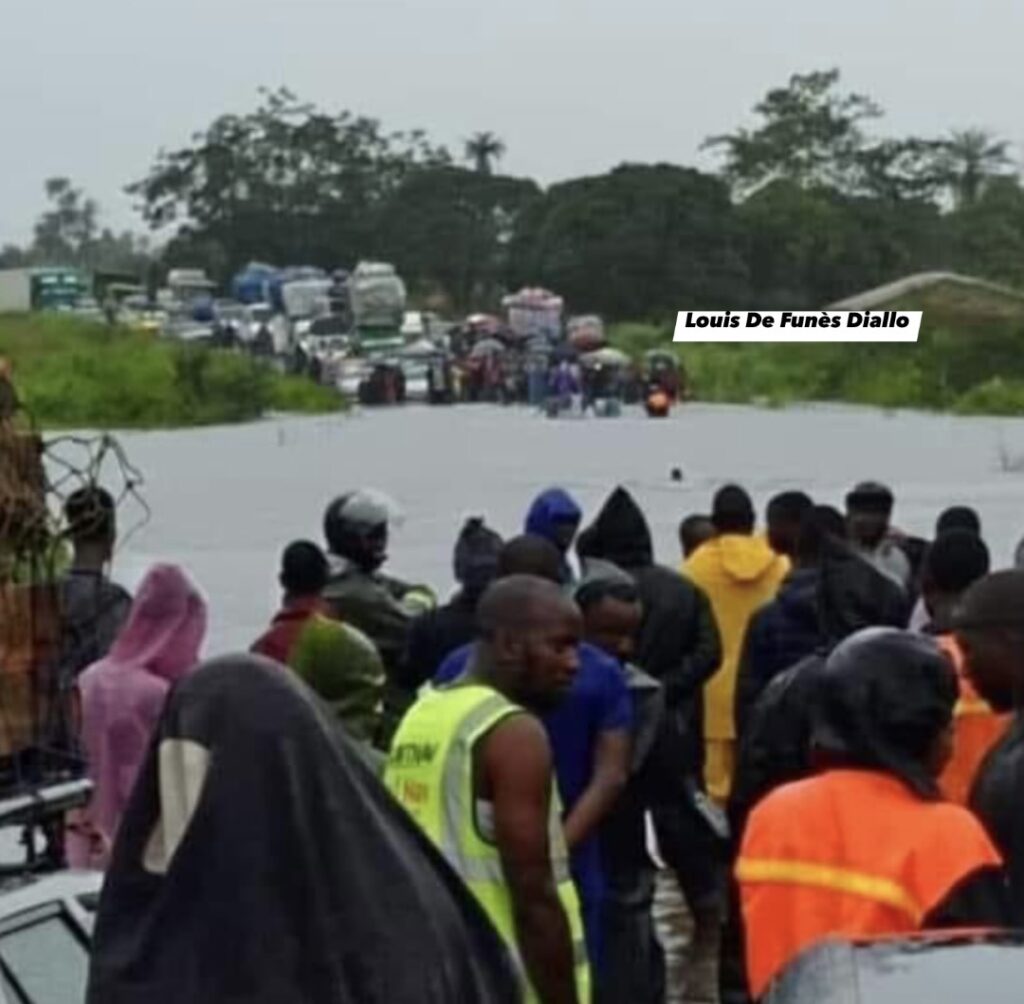 GUINEE- Fortes pluies: La route Nationale Conakry-Kindia coupée au ...